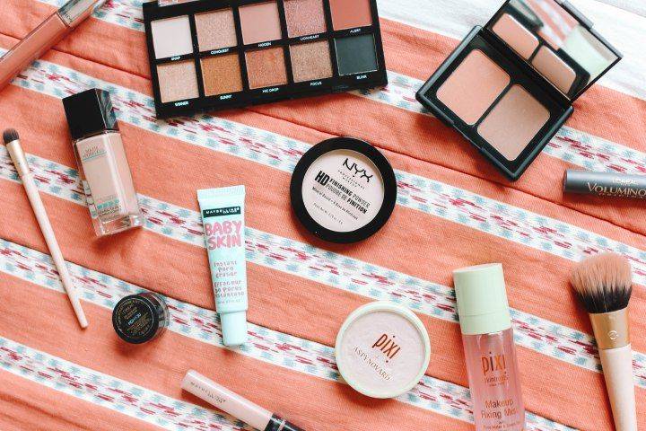 5 Tips Merawat Kulit Berminyak Agar Makeup Tahan Lama