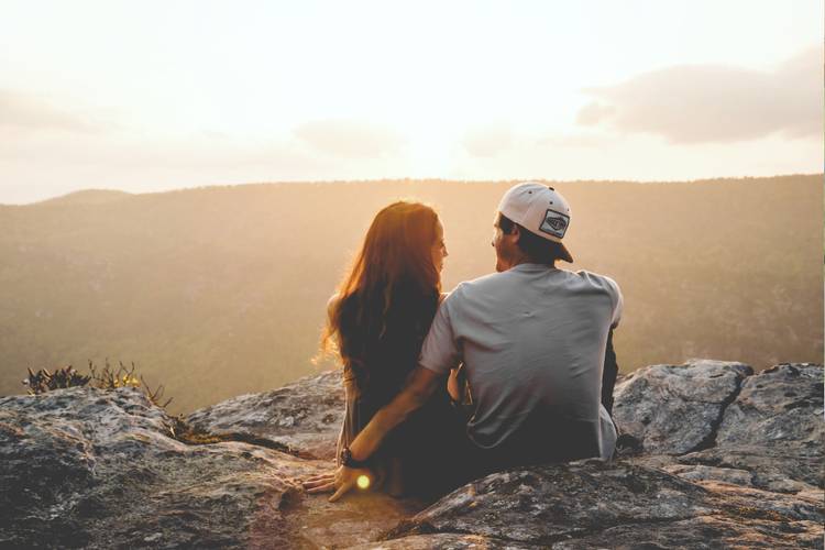 85 Topik Pembicaraan Sama Pacar Agar Tidak Bosan 