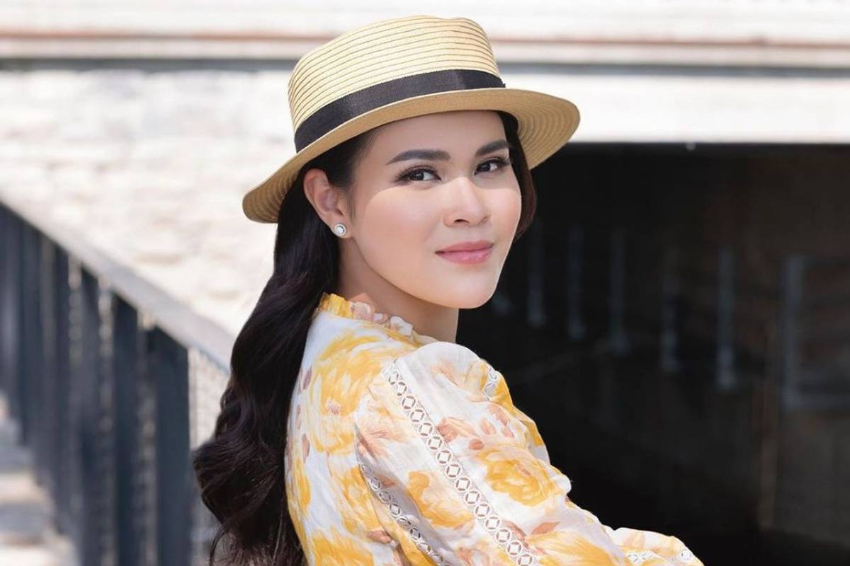 Intip Potret Chen Giovani, Calon Menantu Hotman Paris Intip Potret Chen Giovani, Calon Menantu Hotman Paris