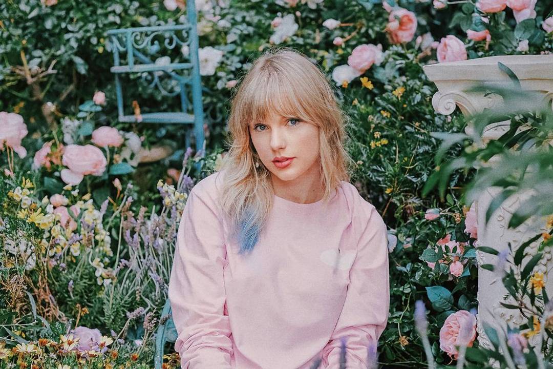 Apa Itu Rainbow Kiss Gaya Seks Nyeleneh Saat Menstruasi