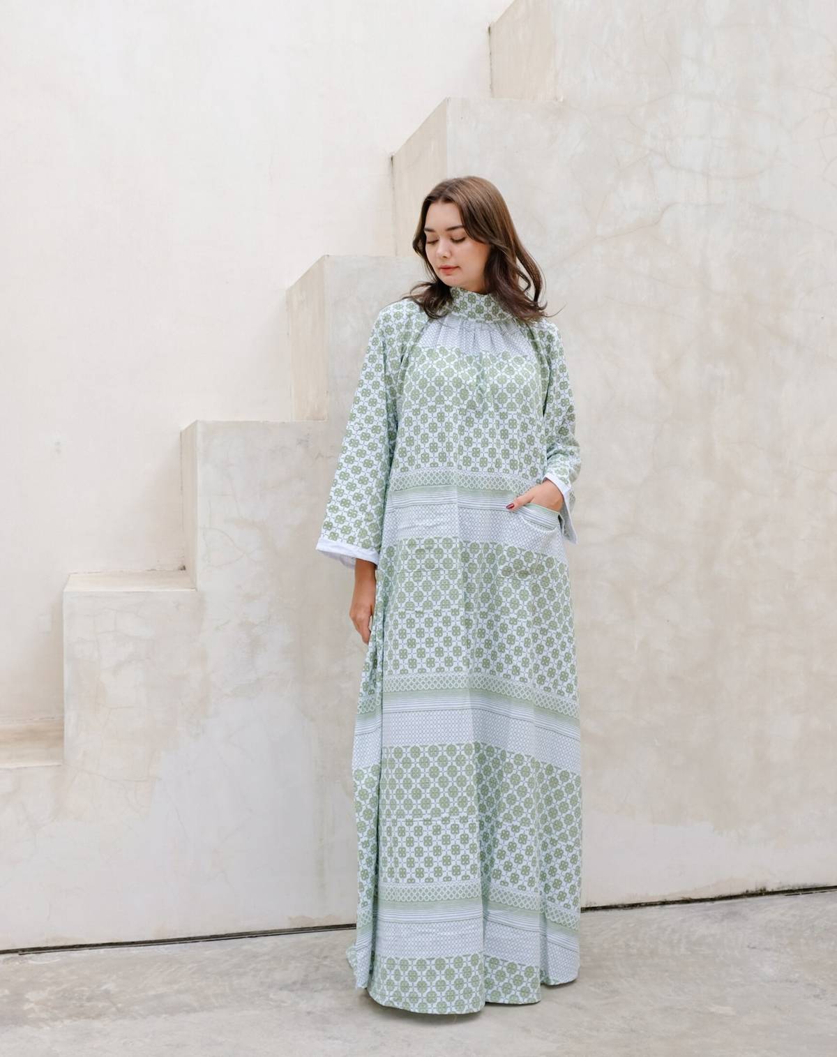 8 Model Baju Gamis yang Lagi Trend Sekarang, Anggun! 8 Model Baju Gamis yang Lagi Trend Sekarang, Anggun!