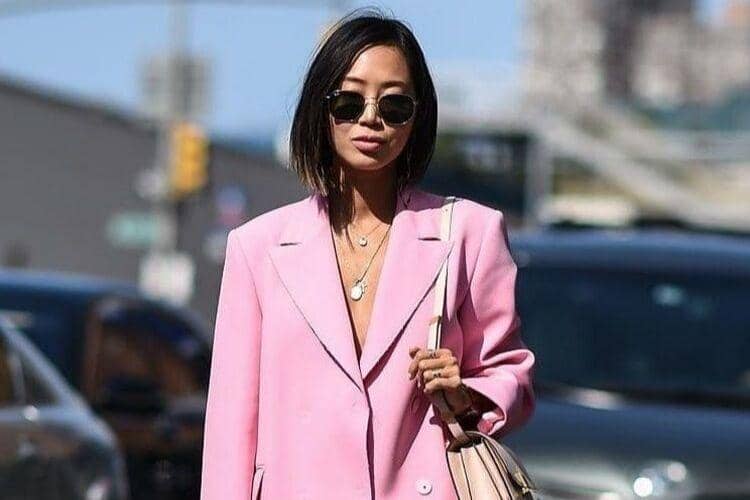 7 Cara Mix & Match untuk Tampil Beda dengan Baju Warna Pink | Popbela.com