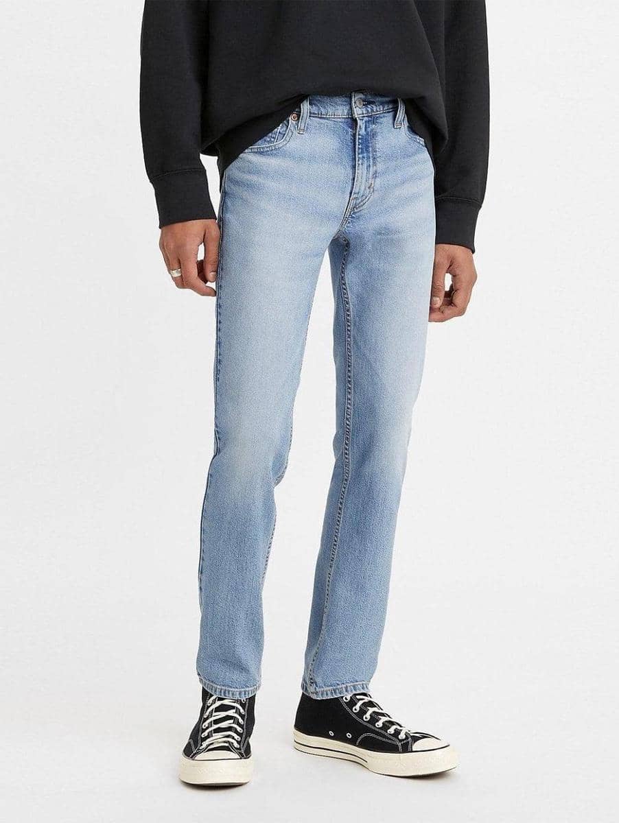 Perbedaan Slim Fit dan Slim Tapered Jeans | Popbela.com