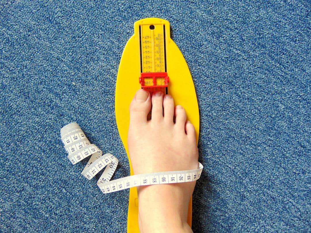 Perbedaan Konversi Ukuran Sepatu Internasional (US, UK, EU) | Popbela.com