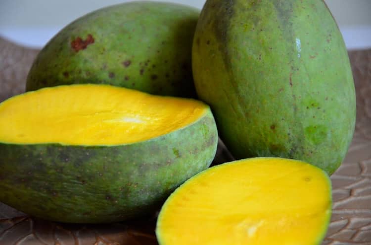 Serupa tapi Berbeda, Berikut 3 Perbedaan Kuini dan Mangga | Popbela.com