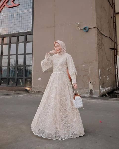10 Model Baju Pesta Simple Elegan yang Nyaman Dikenakan | Popbela.com