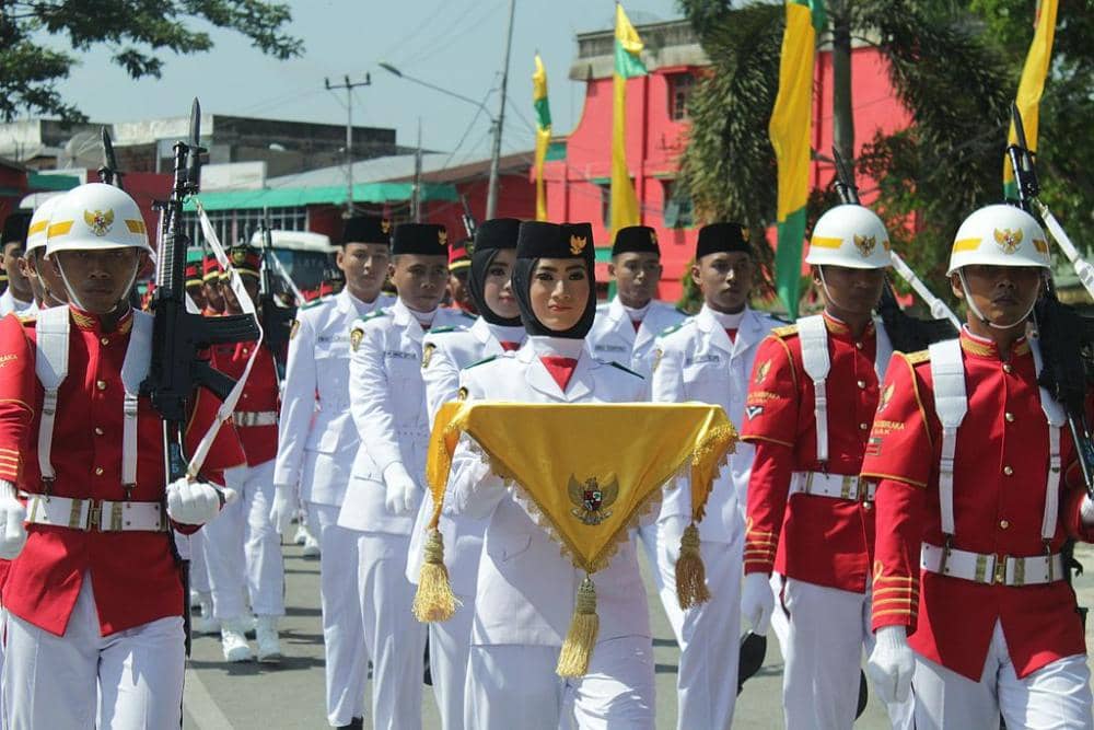 10 Daftar Perlengkapan Paskibra Putra dan Putri Lengkap | Popbela.com