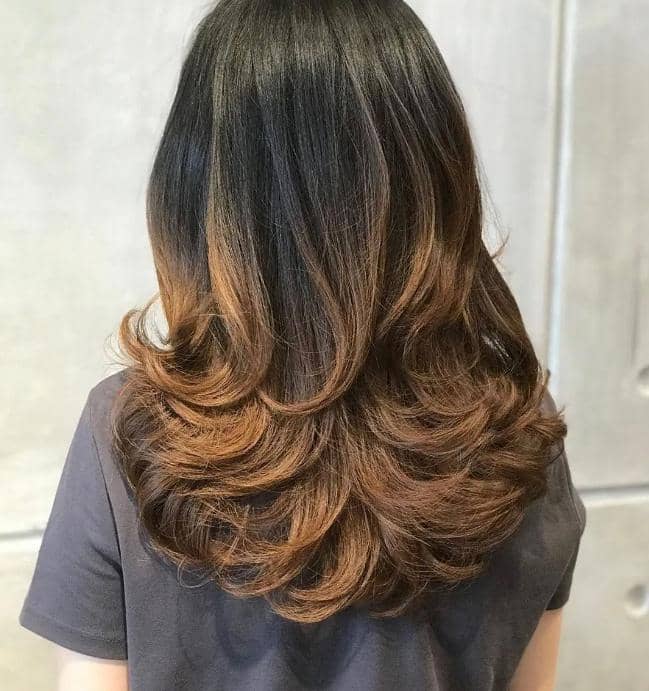 20 Model Potongan Rambut Oval Layer dari Belakang | Popbela.com