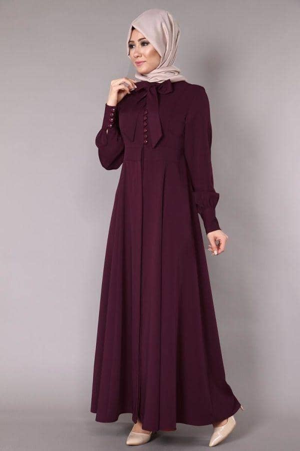 10 Model Gamis Simple Terbaru, Elegan dan Anggun Dikenakan | Popbela.com