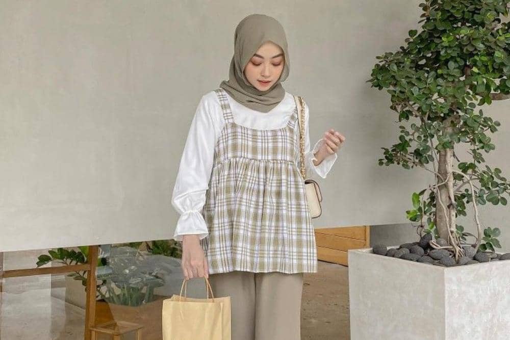 12 OOTD Hijab Kekinian Lengkap, Jadi Inspirasi Tampil Trendi | Popbela.com