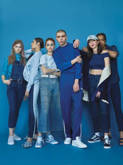 10 Dress Code Photo Studio Bareng Sahabat, Manis dan Kompak! | Popbela.com