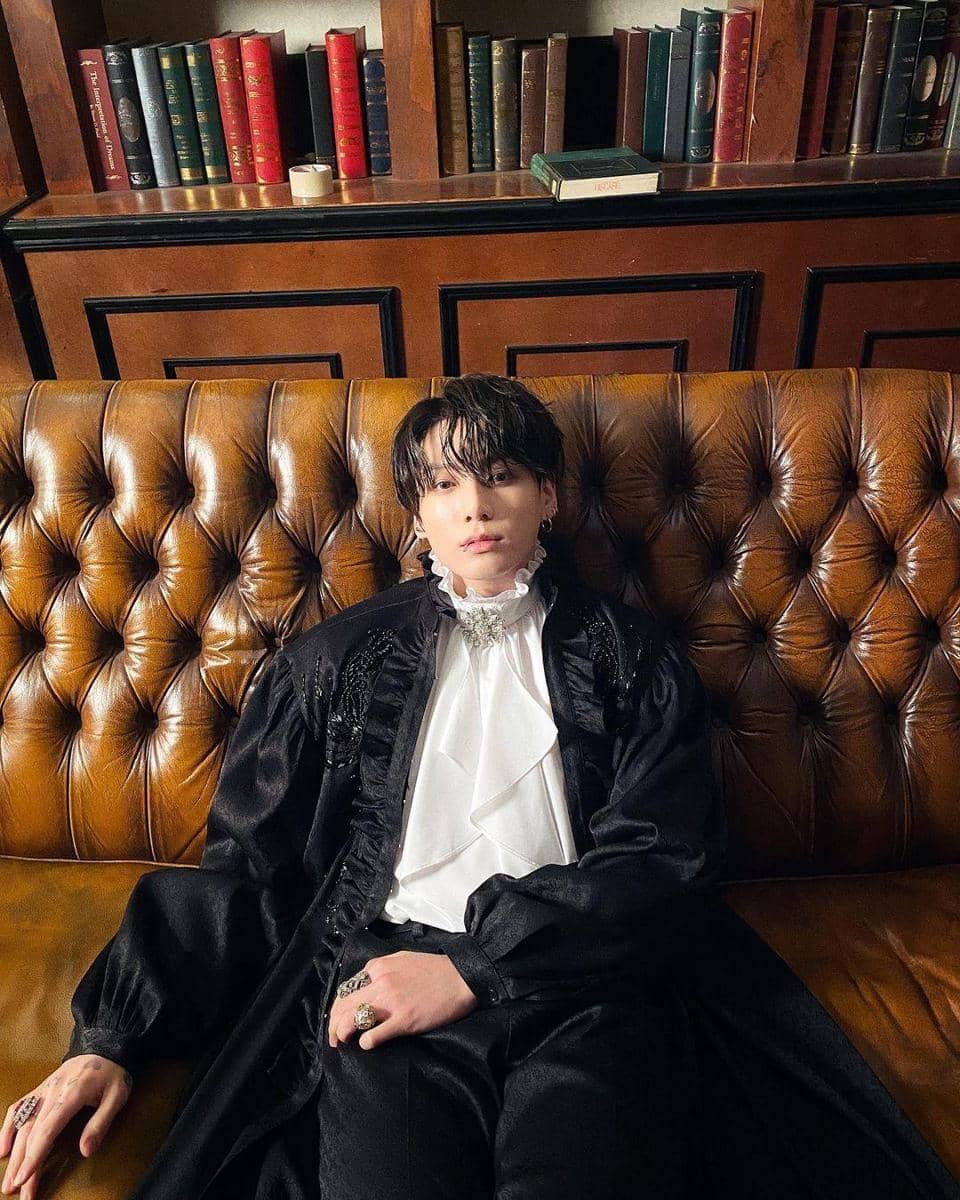 10 Cowok Terganteng di Dunia, Salah Satunya V BTS | Popbela.com