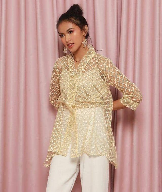 12 Outer Brokat Kekinian untuk Tampil Lebih Stylish dan Keren | POPBELA.com