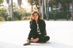 Apa Itu Baper? Ini Arti Beserta Contohnya! | Popbela.com