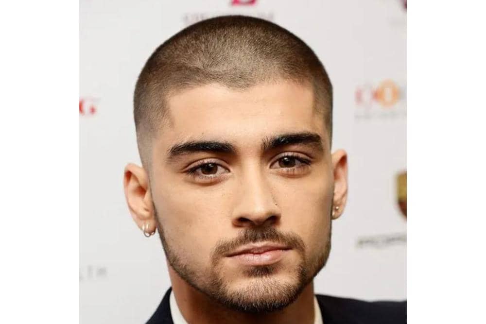 25 Potongan Buzz Cut Pria yang Simpel dan Maskulin | POPBELA.com
