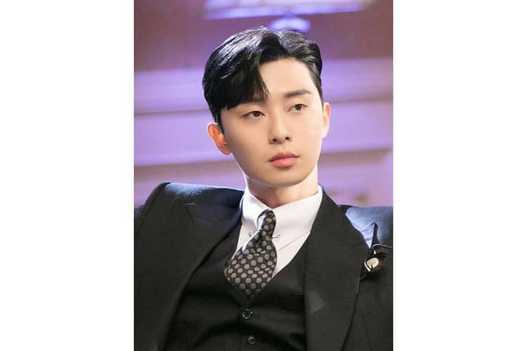 21 Model Potongan Rambut Comma Hair Pendek Laki-Laki Korea | Popbela.com