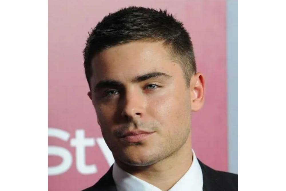 25 Potongan Buzz Cut Pria yang Simpel dan Maskulin | Popbela.com