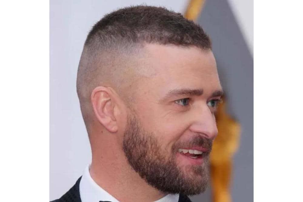 25 Potongan Buzz Cut Pria yang Simpel dan Maskulin | POPBELA.com