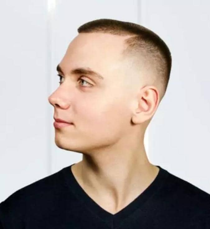 23 Cukuran Botak Keren yang Simpel dan Trendi | POPBELA.com