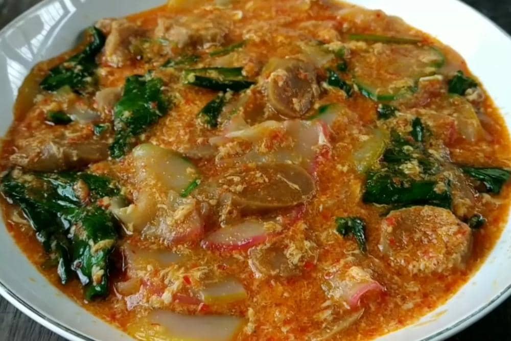 8 Resep Seblak Kuah Enak dan Mudah, Pedasnya Nendang! | POPBELA.com