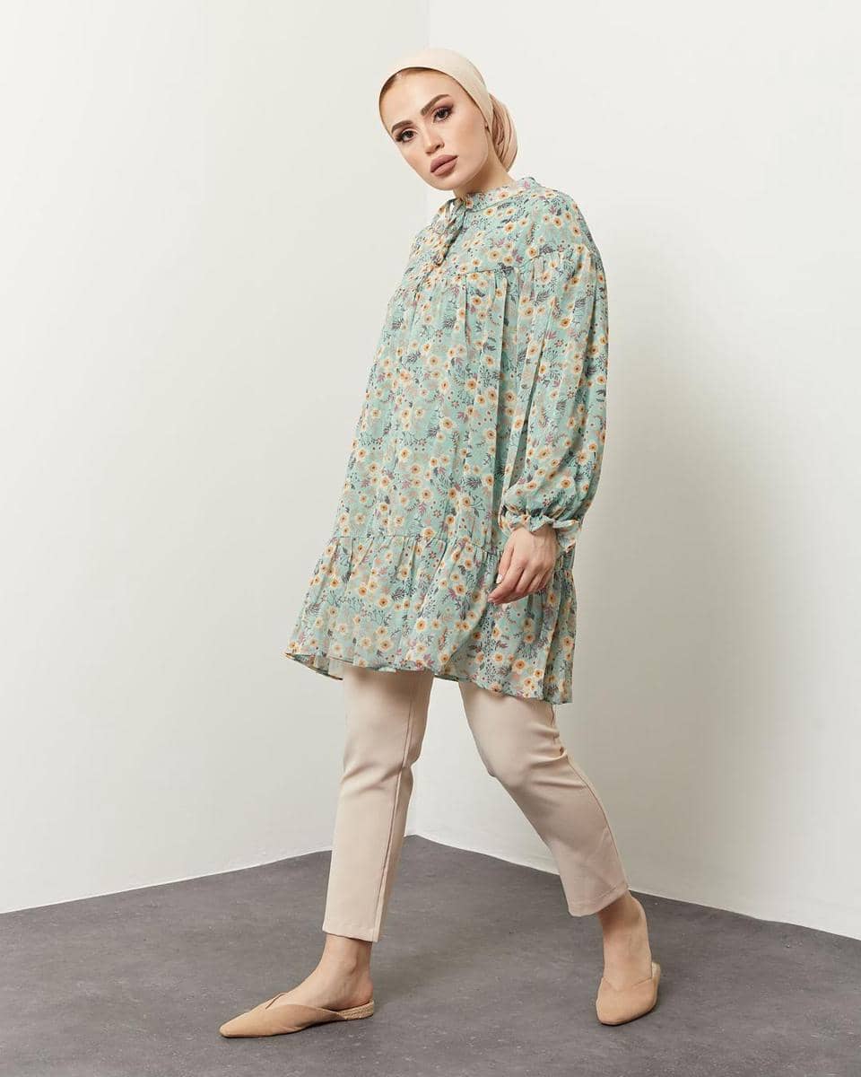 20 Model Tunik Simple tapi Mewah Terbaru dan Kekinian | Popbela.com