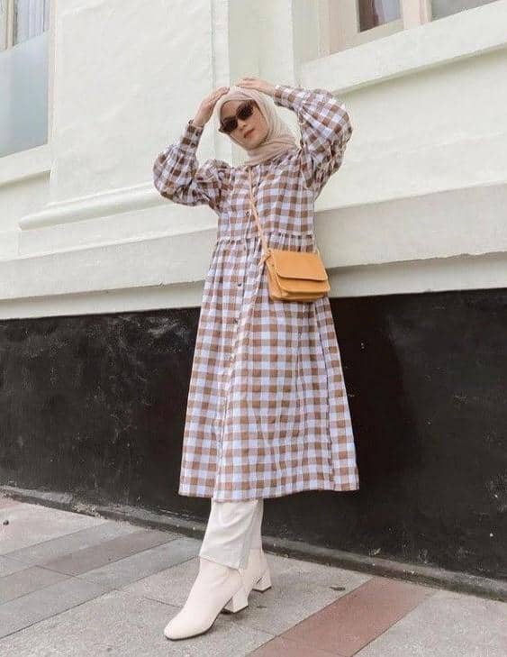 20 Model Tunik Simple tapi Mewah Terbaru dan Kekinian | Popbela.com