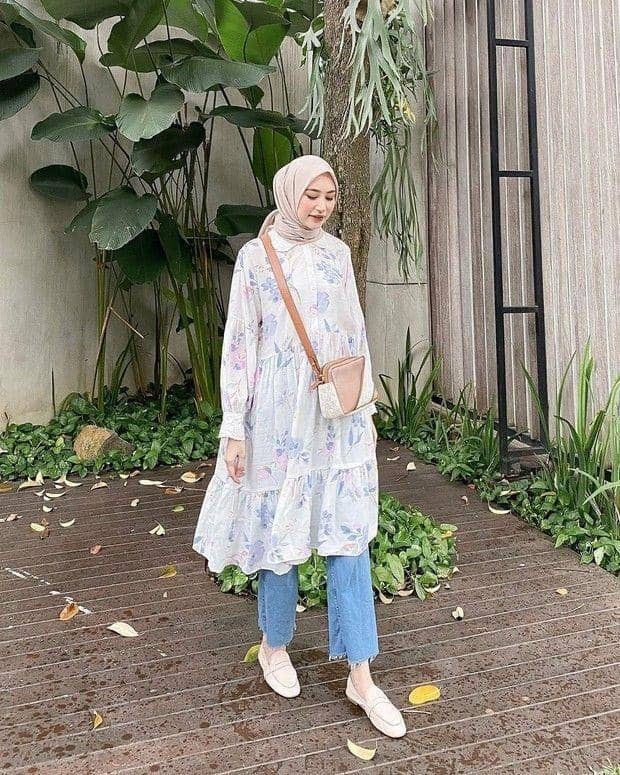 20 Model Tunik Simple tapi Mewah Terbaru dan Kekinian | Popbela.com