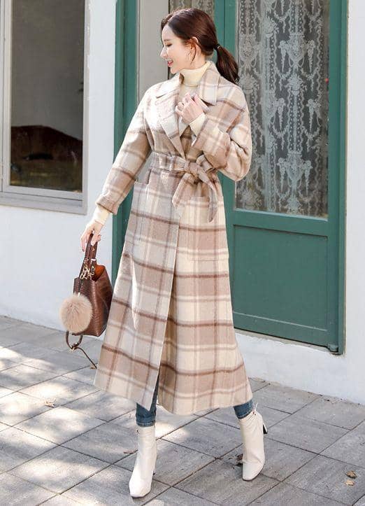 10 Model Outer Panjang yang Trendi dan Kekinian | Popbela.com