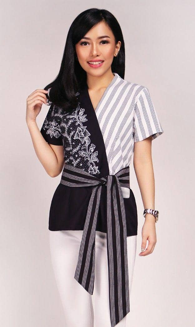 8 Model Baju Lurik untuk Pesta Terbaru, Unik dan Klasik! | Popbela.com
