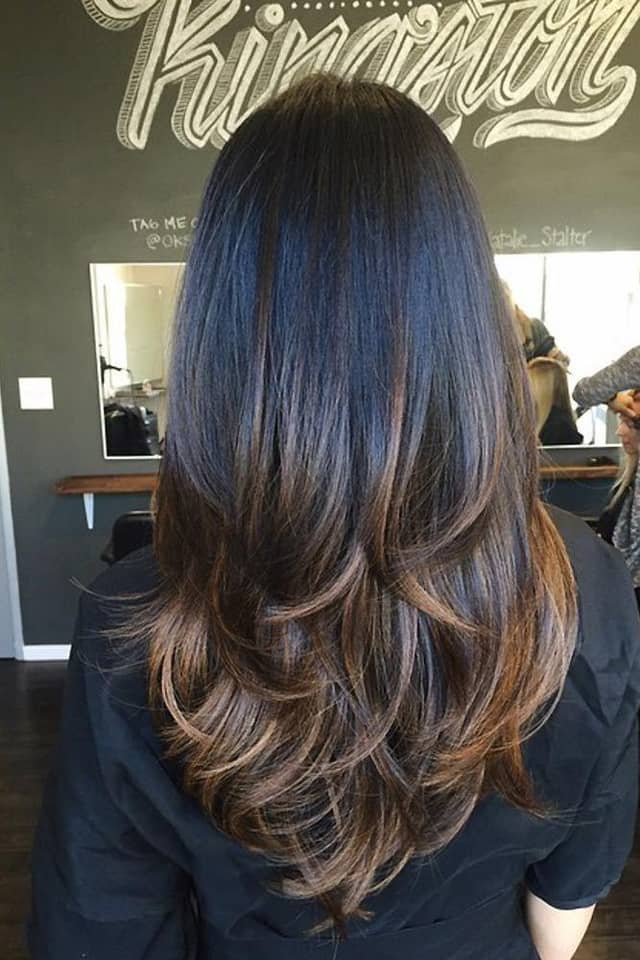 17 Model Rambut Segi Layer Oval 3 Tingkat yang Elegan | Popbela.com