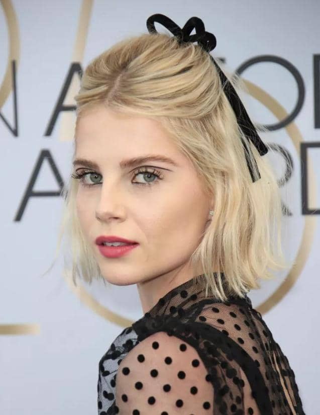 9 Cara Ikat Rambut Simple tapi Bagus, Enggak Ribet! | Popbela.com
