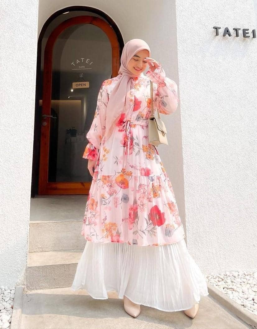 10 Outfit Lebaran Remaja Hijab Kekinian, Stylish dan Anggun | Popbela.com