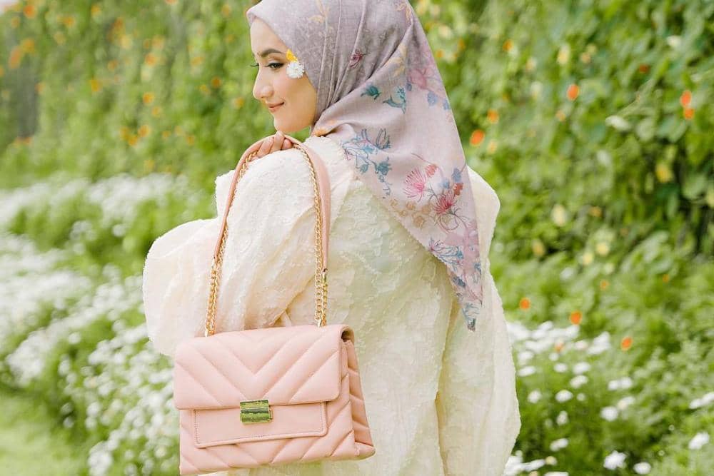 12 Brand Fashion Lokal Wanita Terbaik dan Terfavorit | Popbela.com