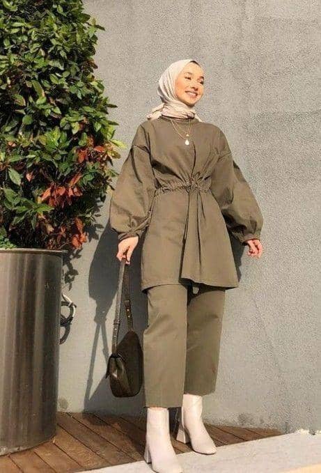 12 Model Baju Setelan Perempuan Hijab Terbaru 2025, Stylish! | POPBELA.com
