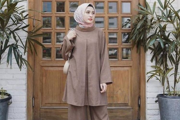 12 Model Baju Setelan Perempuan Hijab Terbaru 2025, Stylish! | Popbela.com