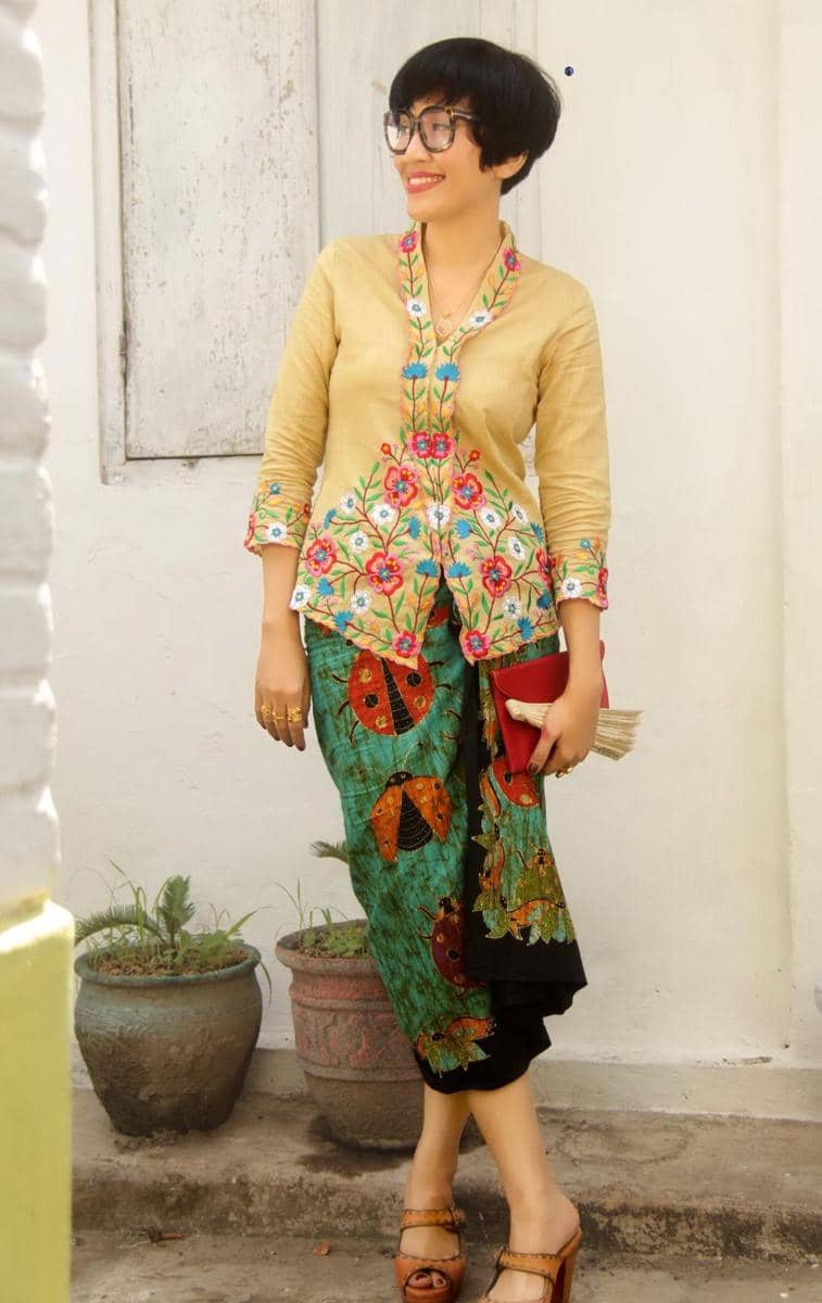 8 Model Rok Batik Terbaru untuk Pesta, Anggun dan Elegan! | Popbela.com