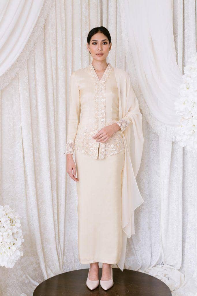 11 Model Jahit Baju Kebaya Terbaru, Elegan dan Fashionable! | Popbela.com