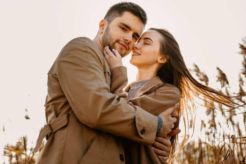 13 Cerpen Cinta, Romantis dan Bikin Baper! | POPBELA.com