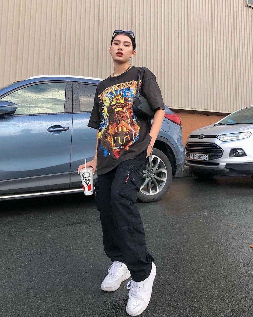 15 Outfit Skena Style untuk Cowo dan Cewe yang Viral | POPBELA.com