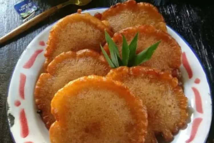 9 Resep Kue Cucur Bersarang Sempurna yang Antigagal | Popbela.com