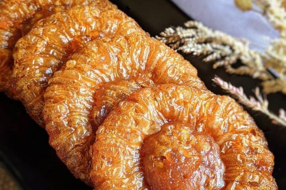 9 Resep Kue Cucur Bersarang Sempurna yang Antigagal | Popbela.com