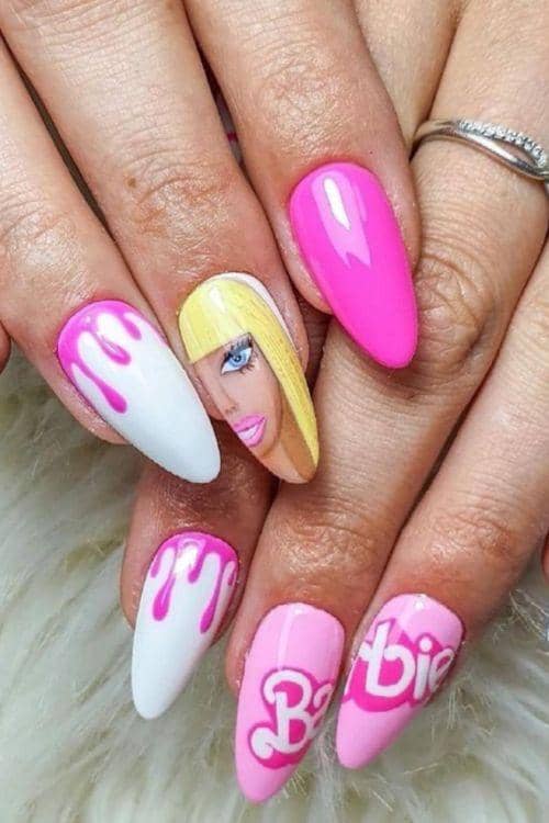 Maksimalkan Look Barbie-mu dengan Nail Art Ini! | POPBELA.com