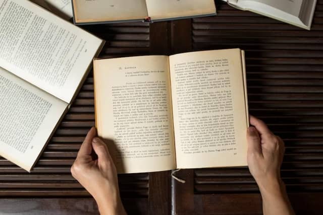 5 Contoh Teks Editorial, Struktur, dan Jenisnya Lengkap | Popbela.com