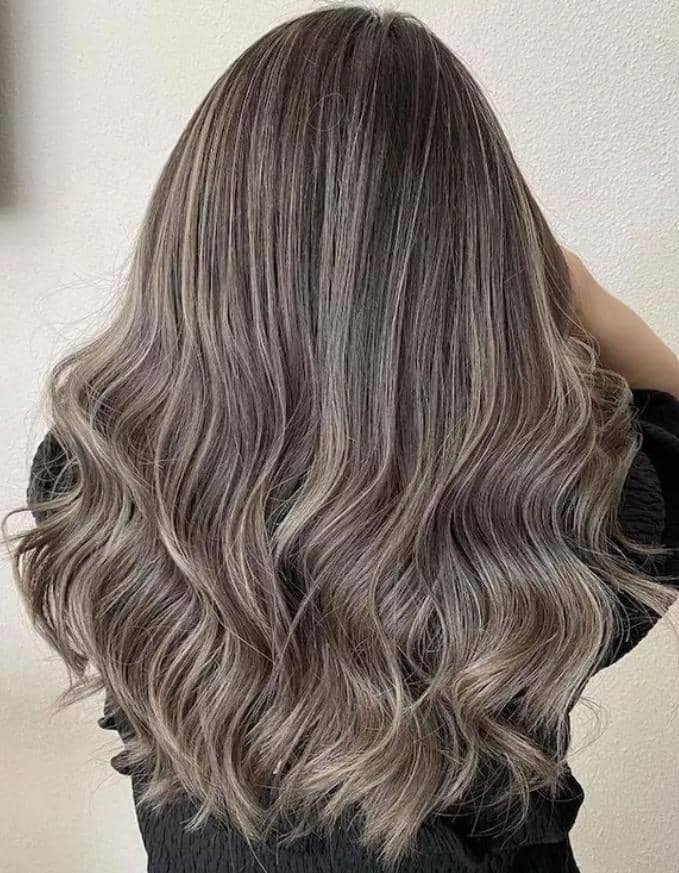 10 Warna Rambut Ash Brown Berbagai Model, Stunning! | Popbela.com