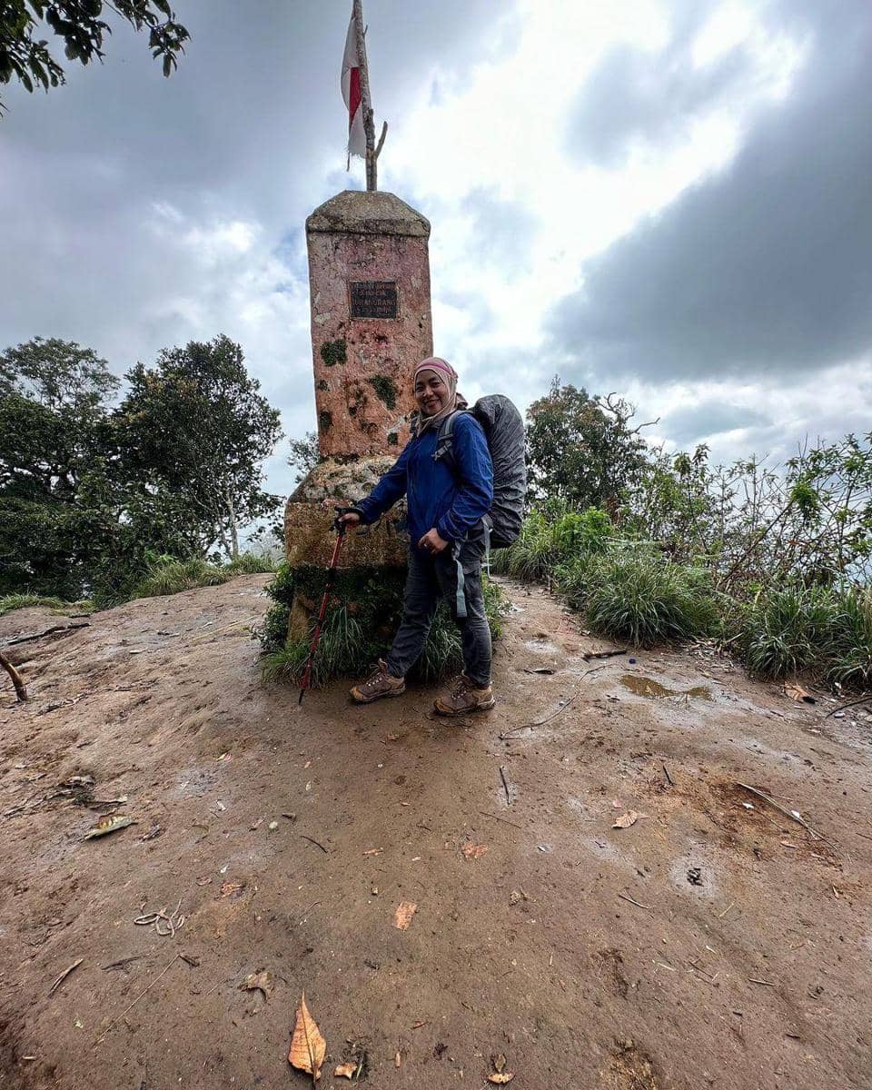 Wisata Gunung Burangrang, Lokasi, Rute, dan HTM | Popbela.com