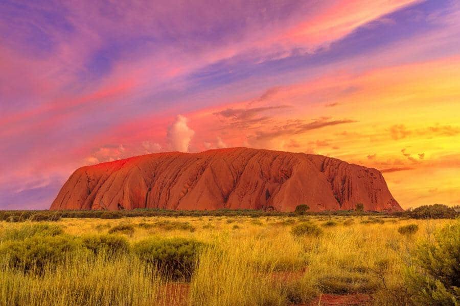 10 Tempat Paling Misterius di Dunia dengan Fenomena Aneh | Popbela.com