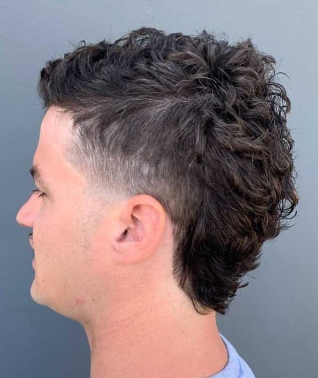 7 Gaya Rambut Mohawk Panjang Belakang, Klasik sampai Modern | POPBELA.com