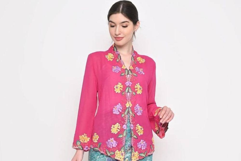 Kebaya Encim Betawi: Detail, Asal Usul, dan Filosofinya | Popbela.com