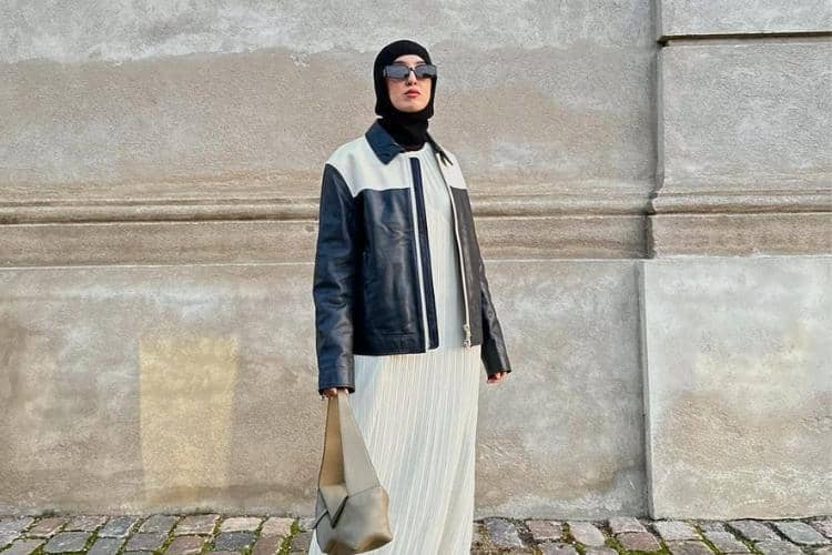 Cara Mix and Match OOTD Monochrome Hitam Putih dan Hijab | Popbela.com