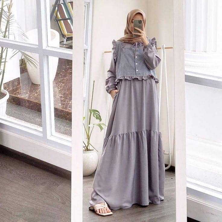 Baju Abu Abu Cocok dengan Jilbab Warna Apa? Ini 10 Opsinya | Popbela.com